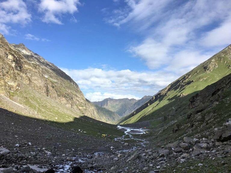 Hampta Pass Trek Itinerary & Routemap - A Detailed DIY Guide
